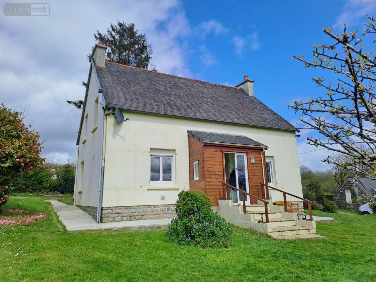 Maison à vendre Loqueffret 29530 Finistère - 5 pièces 130 m2 à 186735 euros